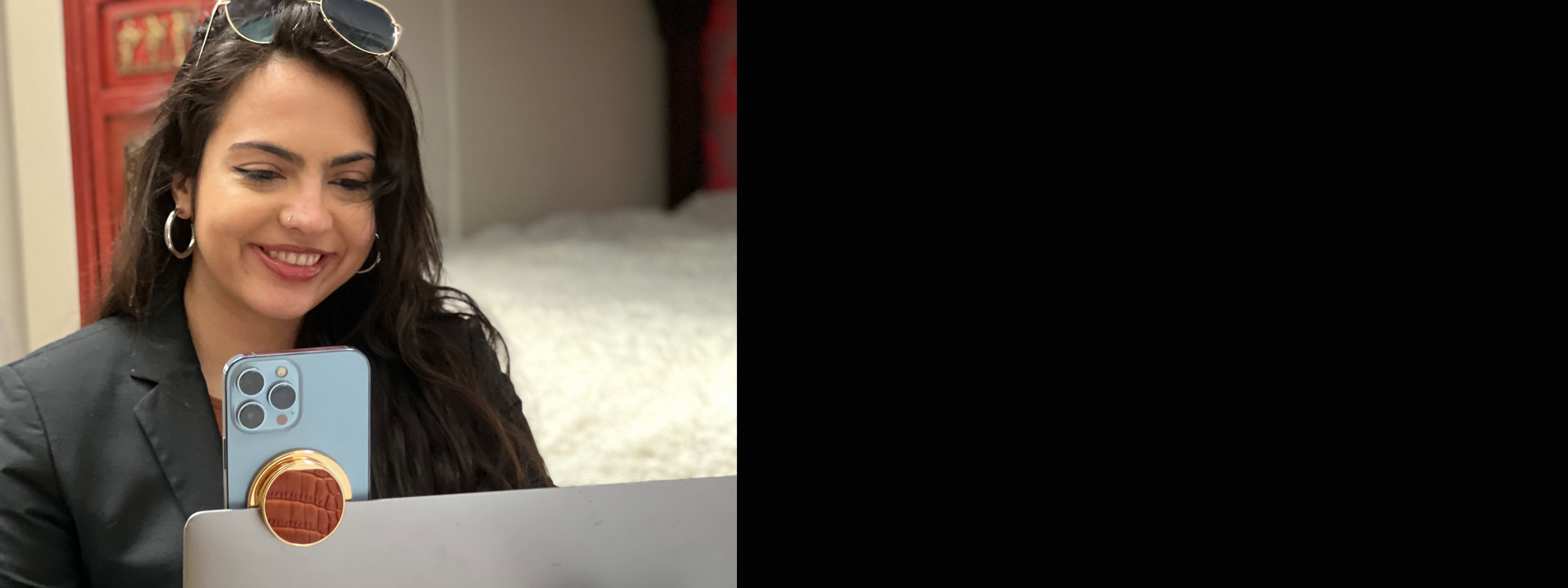 HANDL New York | The Perfect Phone Grip + Stand